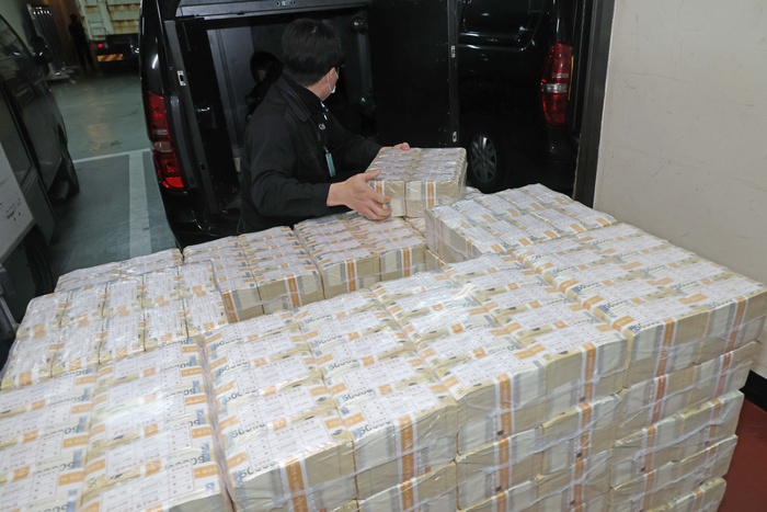 가계ㆍ기업 주식 투자 확대예ㆍ적금 매력은 뚝 대한경제