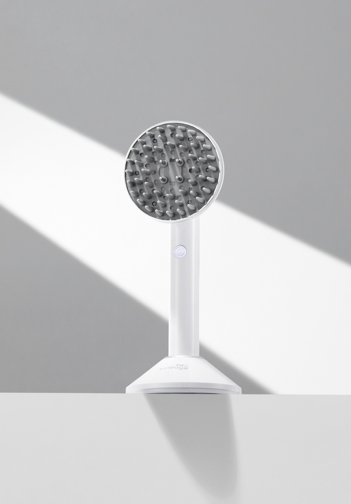 LG생활건강, ‘CNP Rx 튠에이지’두피 개선 제품 출시 - 대한경제