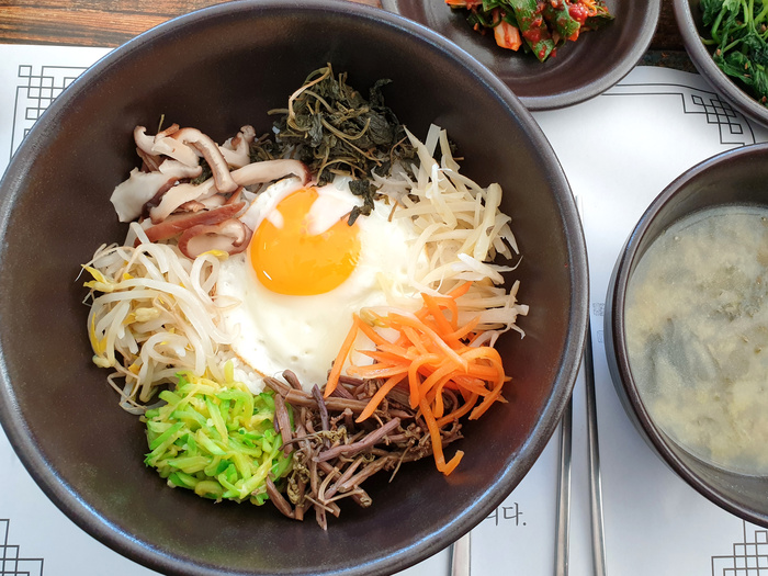 [Food &] 영양 가득한 나물, 봄날 가기 전에 즐기자 - 대한경제