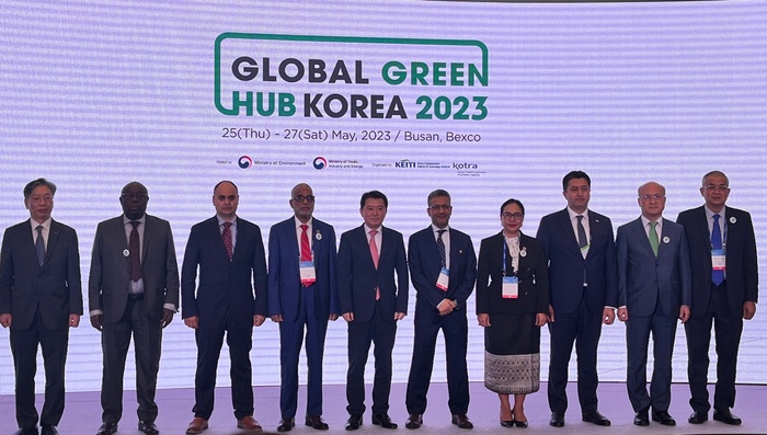 기후취약 6개국 “2050년까지 탄소중립…韓 그린기술 협력 필요” - 대한경제