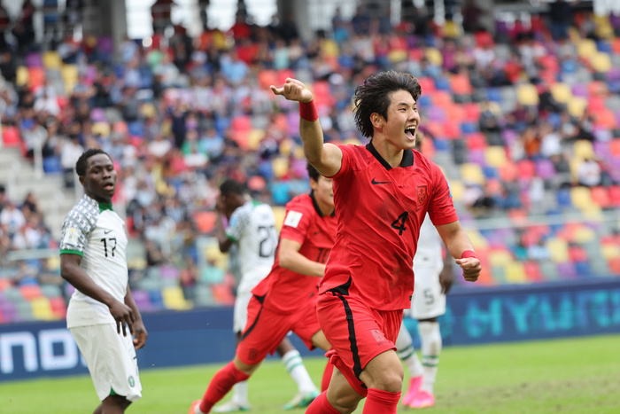 김은중호, 나이지리아 제압…U-20 월드컵 2회 연속 4강 - 대한경제