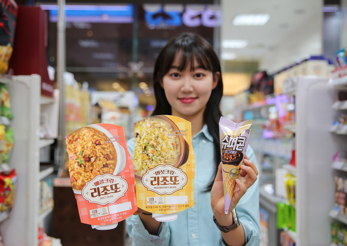 "MZ는 MZ가 안다"...GS25, MZ세대 직원이 개발한 상품 출시