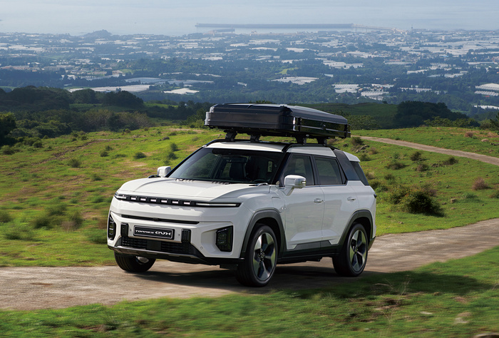 ‘LFP 탑재’ 토레스EVX가 433㎞ 주행 가능한 이유 - 대한경제