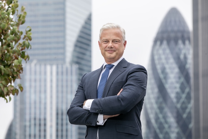 슈로더그룹, 신임 대표에 리차드 올드필드 CFO 지명 - 대한경제